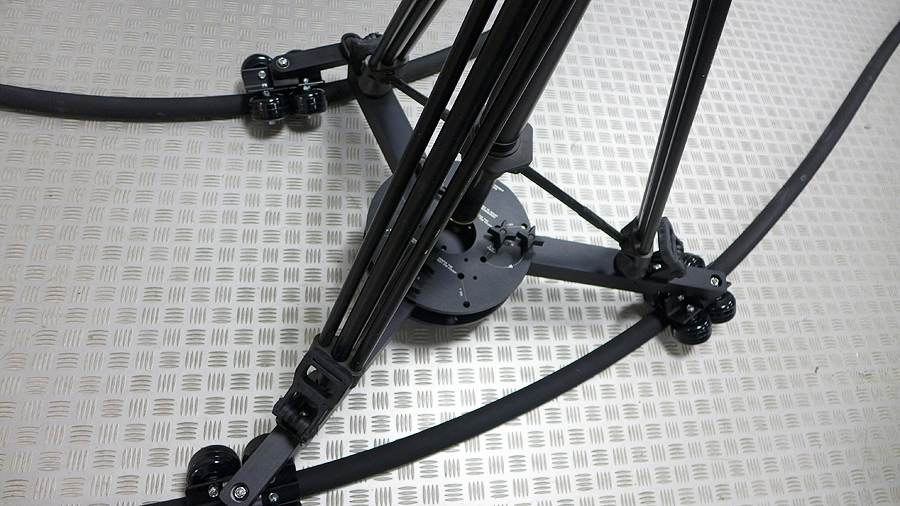 AVS Audiovisuel - Location - Accessoires - Pieds- Travelling Steadicam ...